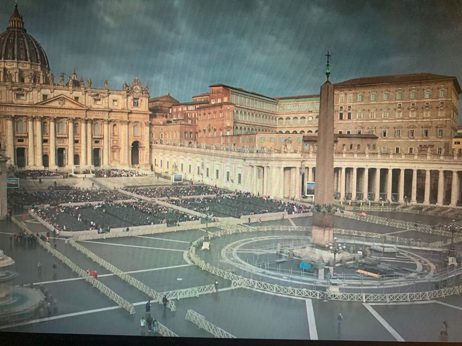 La sombra de san Gallo: "Motus in fine velocior', el Vaticano 'legibus ...