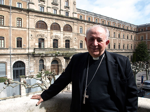 Gil Hellín: "El matrimonio, aun el de los no cristianos, es camino de ...