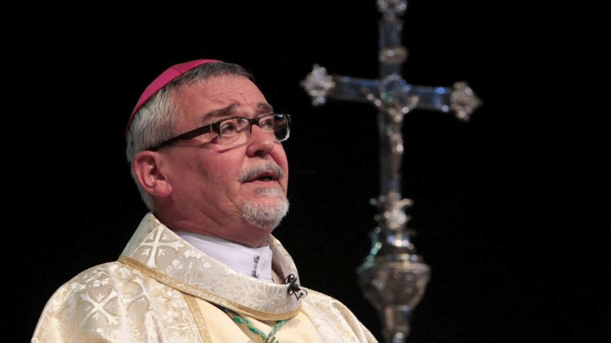 Acusado formalmente de intento de violación Georges Colomb, ex obispo ...