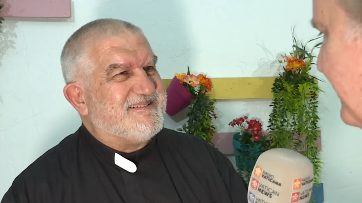 Nomeação para Espanha: Leão XIV nomeia Charles Azzopardi bispo de ...