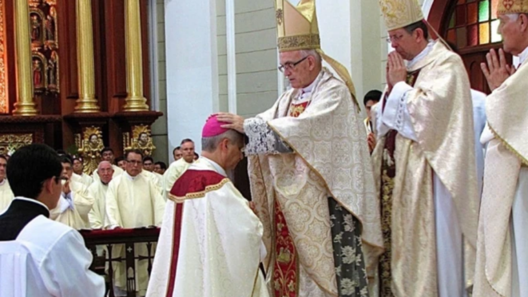 Eleven years of the episcopal ordination of Robert Prevost in Chiclayo ...
