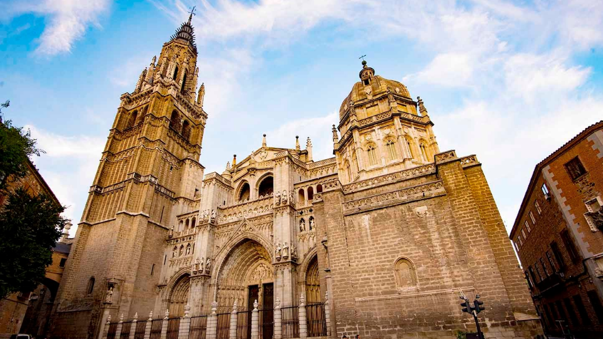 La Cathédrale de Tolède célèbre 800 ans avec un message du pape Léon ...