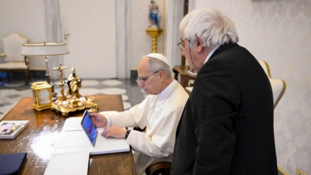 The Shroud of Turin can now be explored online from any device ...