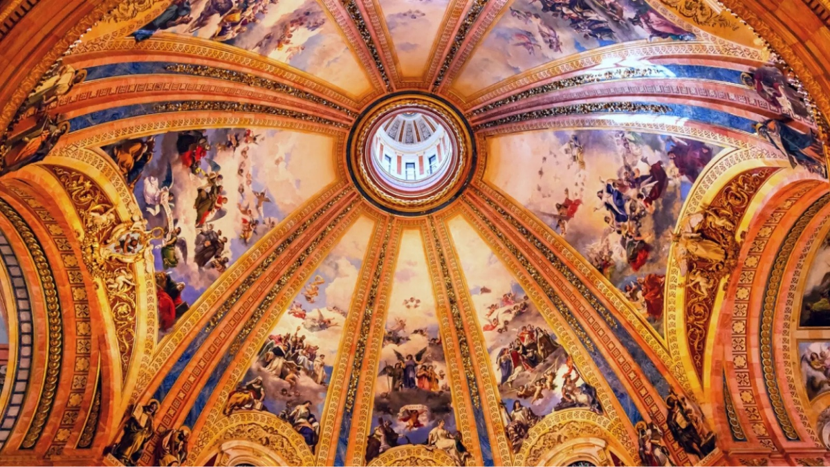 The monumental dome of San Francisco el Grande in Madrid has already ...