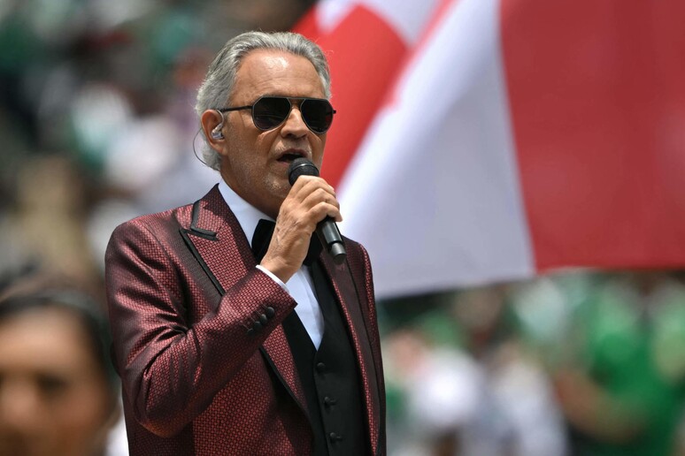 Bocelli conmueve la Marcha por la Vida de Roma: «Los médicos ...